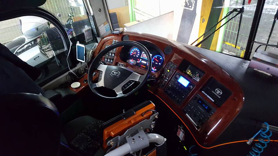 Limo Bus: Easy Way to Get to Incheon Intl Airport | Dbs travels